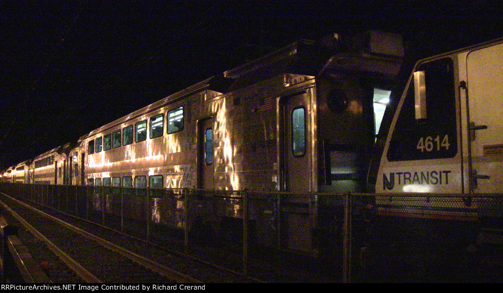 Cab Car 7017 on Train 6659